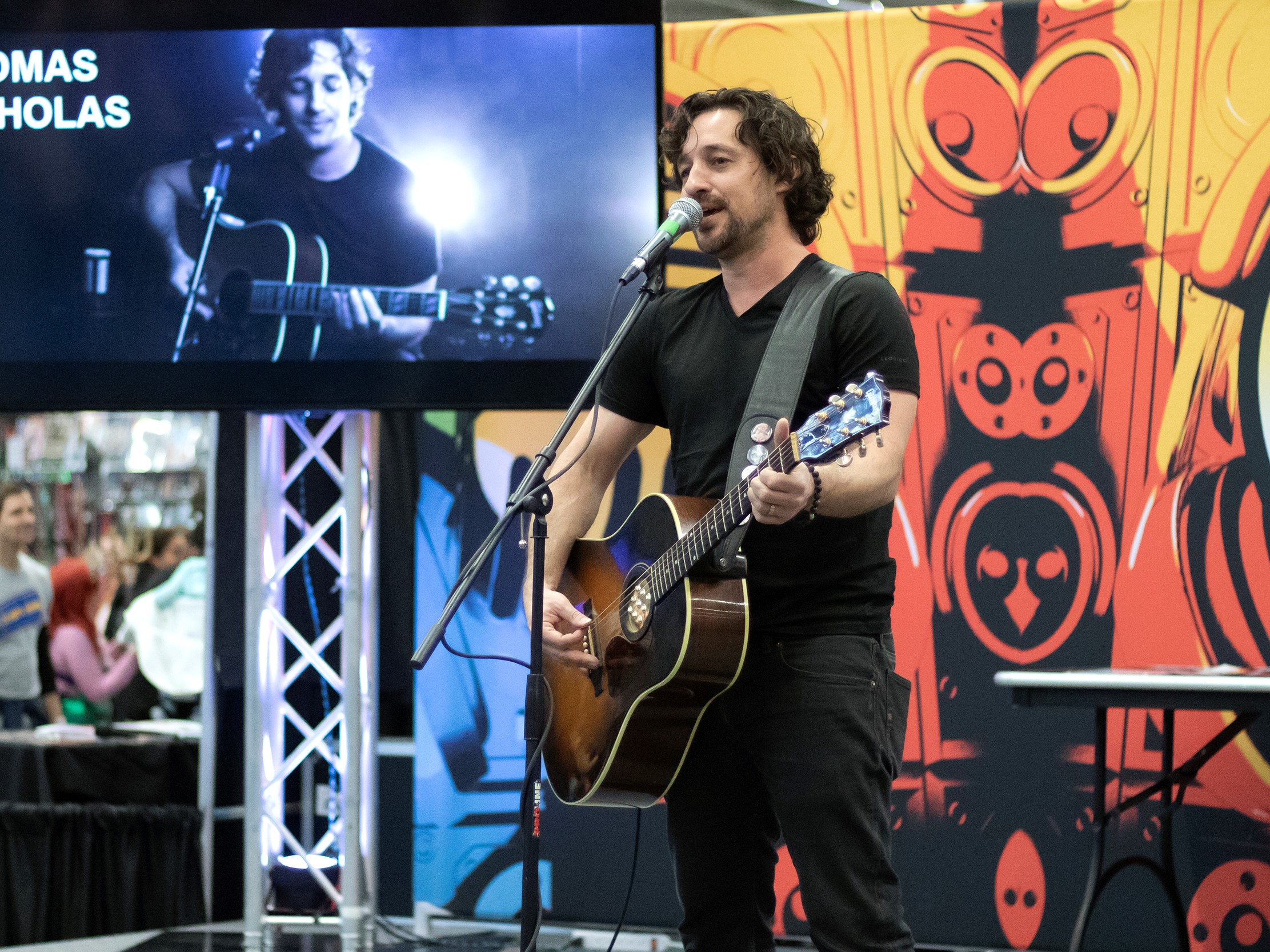 Wizard World Cleveland 2019 – Floor Gallery > Fandom Spotlite